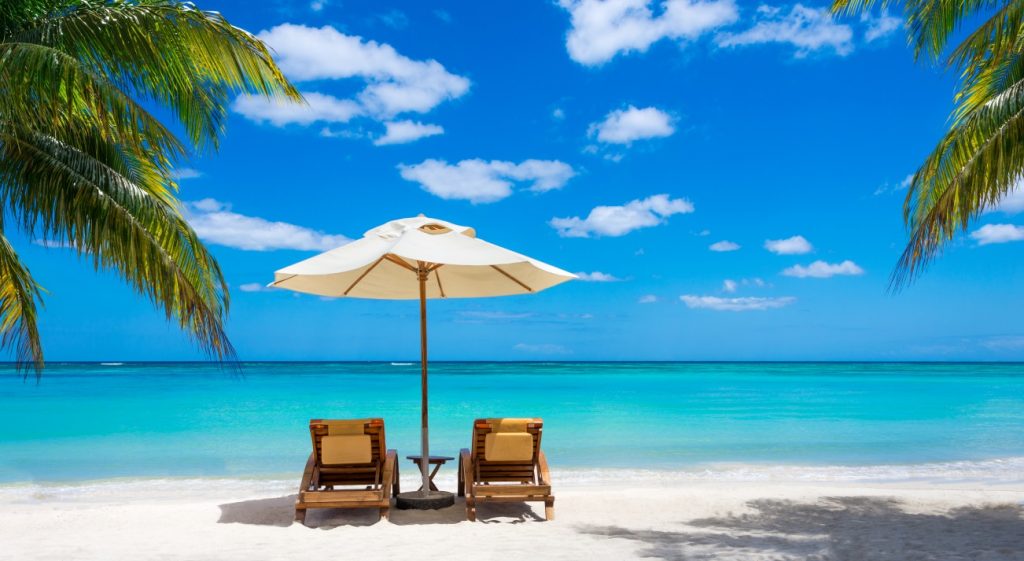 Apa Saja Yang Harus Dibawa Saat Berlibur Ke Pantai - Skandinavia Apartment